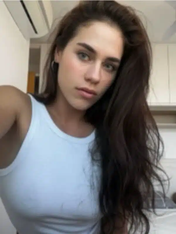 April Bigass Bio/Wiki, Age, Height, Weight, Net Worth - Wikiindetail