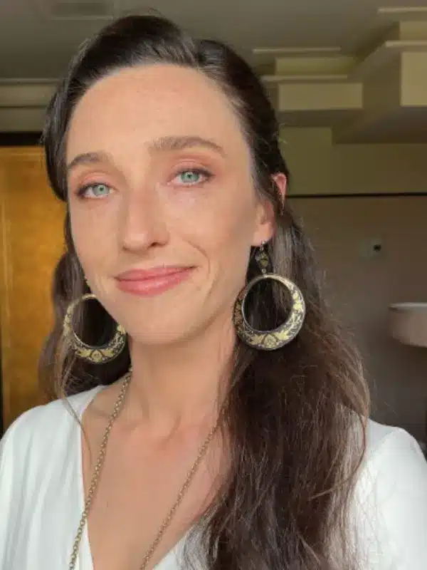 Ellie James (Model) Biography, Wiki, Age, Career, Height, Weight ...