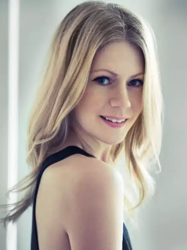 Hanna Alström Biography, Height, Career, and Net Worth - Wikiindetail
