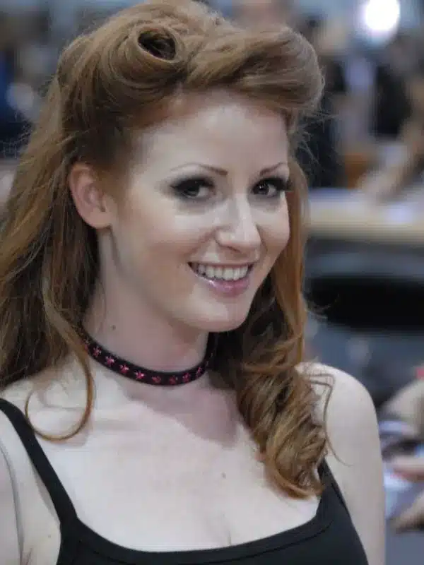 Nikki Rhodes Biography, Wiki, Age, Height, Career, and Net Worth ...