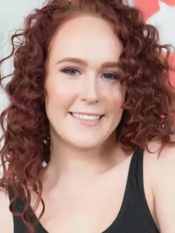 Aria Sloane Biography, Wiki, Age, Career, Height, Boyfriend, Net Worth & More - Wikiindetail