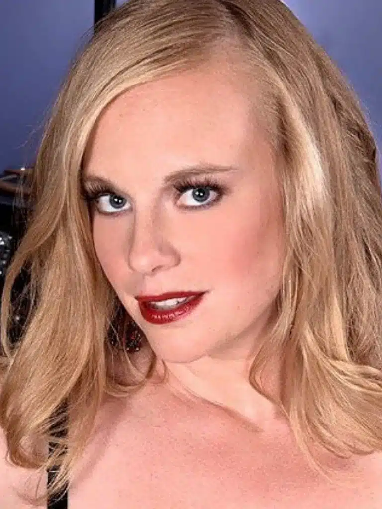 Cameron Skye Biography: Wiki, Age, Career, Height, Weight, Boyfriend ...