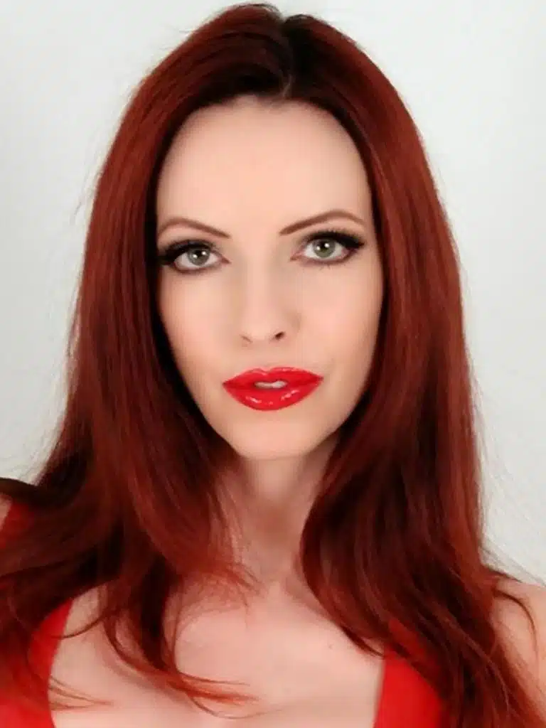 Emily Marilyn Biography: Wiki, Age, Career, Height, Weight, Boyfriend ...