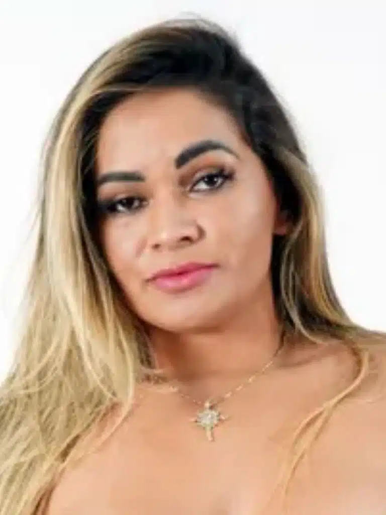 Luna Melba Biography: Wiki, Age, Career, Height, Weight, Boyfriend, Net ...
